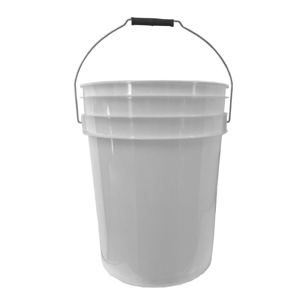Balde Blanco Liso de 20 Litros con Mango, P.P., Sin Tapa y Sin Olor – CNAVA